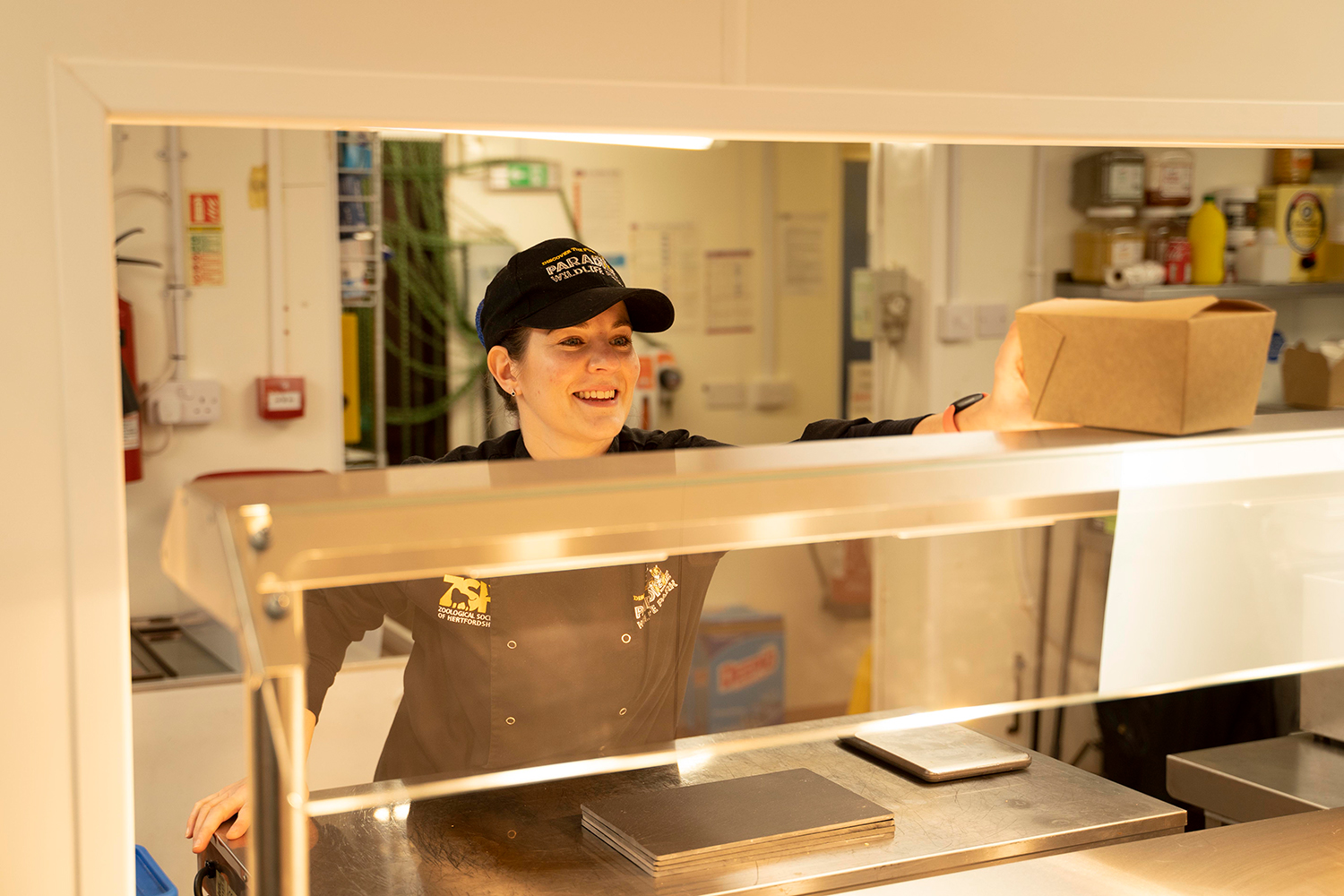 Safari Sam's Diner - zoo fast food restaurant | Hertfordshire Zoo